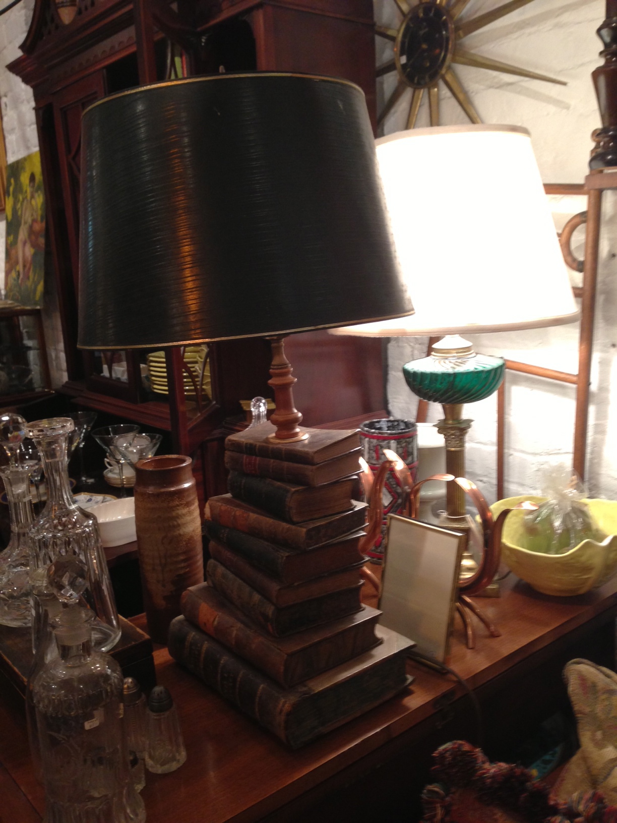 stack of books lamp – Tokyo Jinja